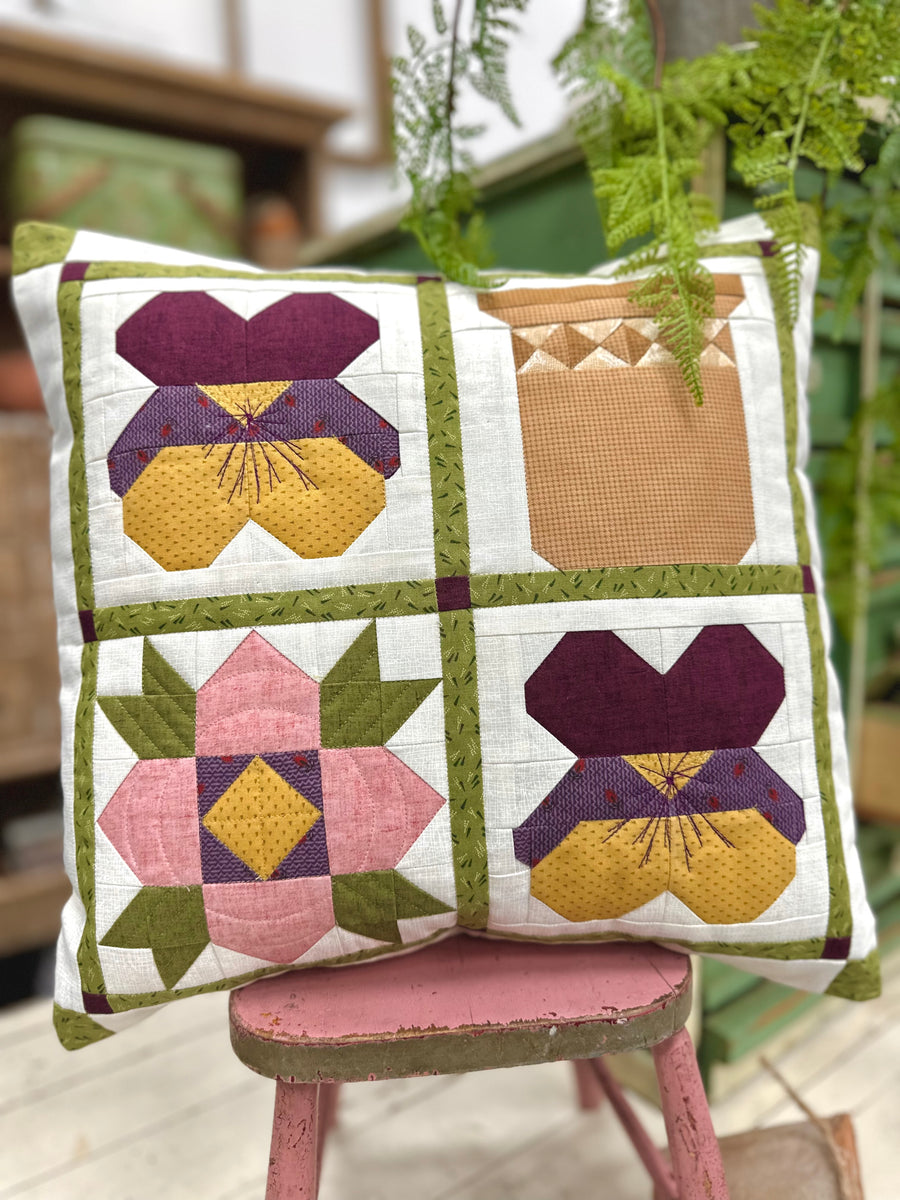 4 Patch Pillows – Buttermilk Basin