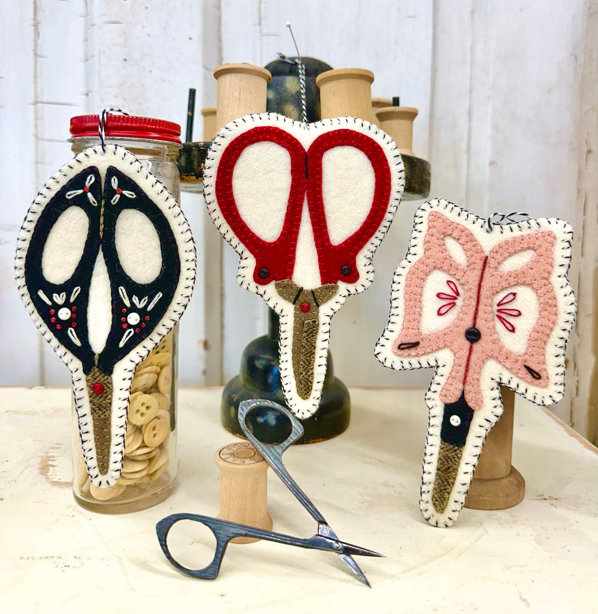 3 Vintage Scissor Ornaments – Buttermilk Basin