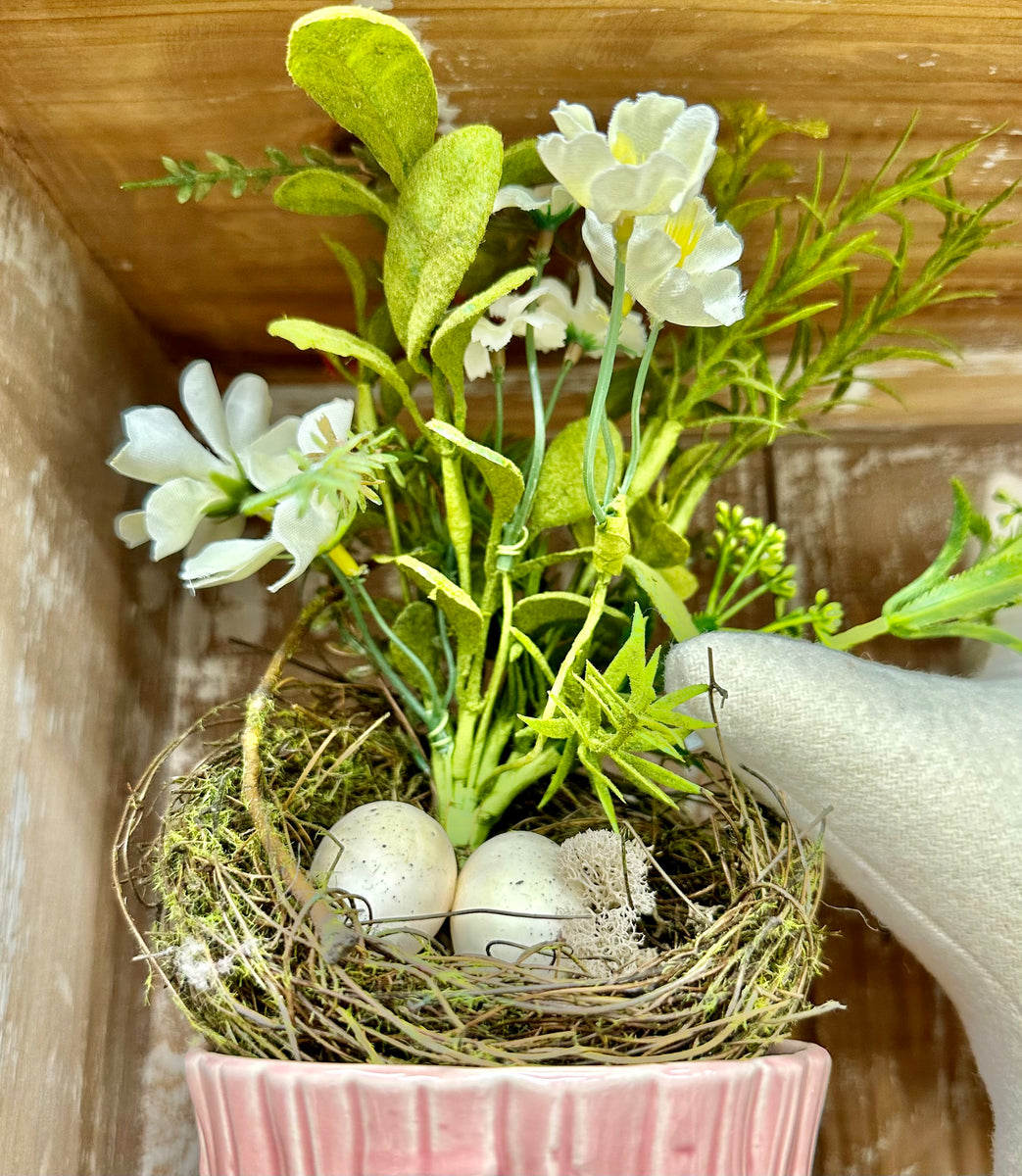 Nest & White Flowers – Buttermilk Basin